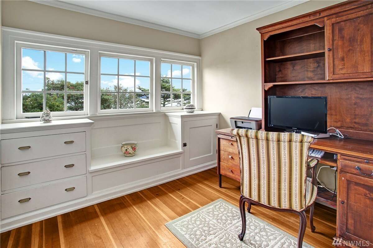 What's up with all the Craftsman-style homes in Seattle?