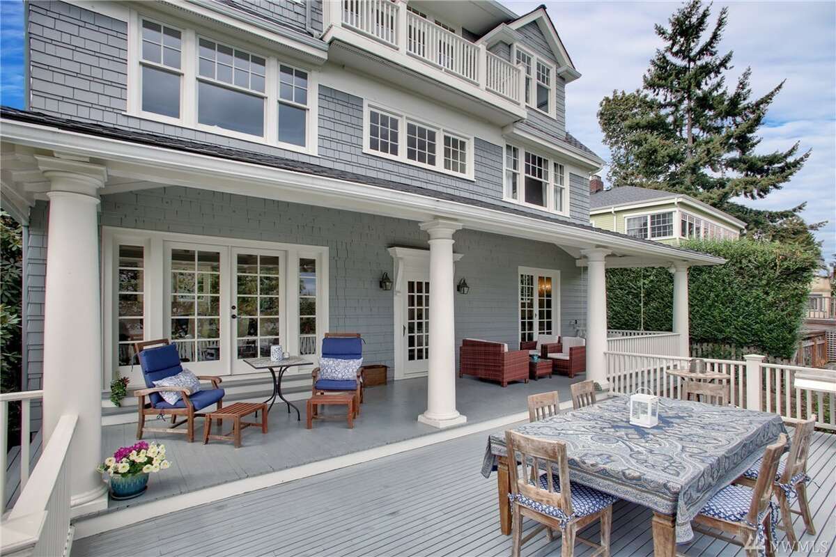 What's up with all the Craftsman-style homes in Seattle?