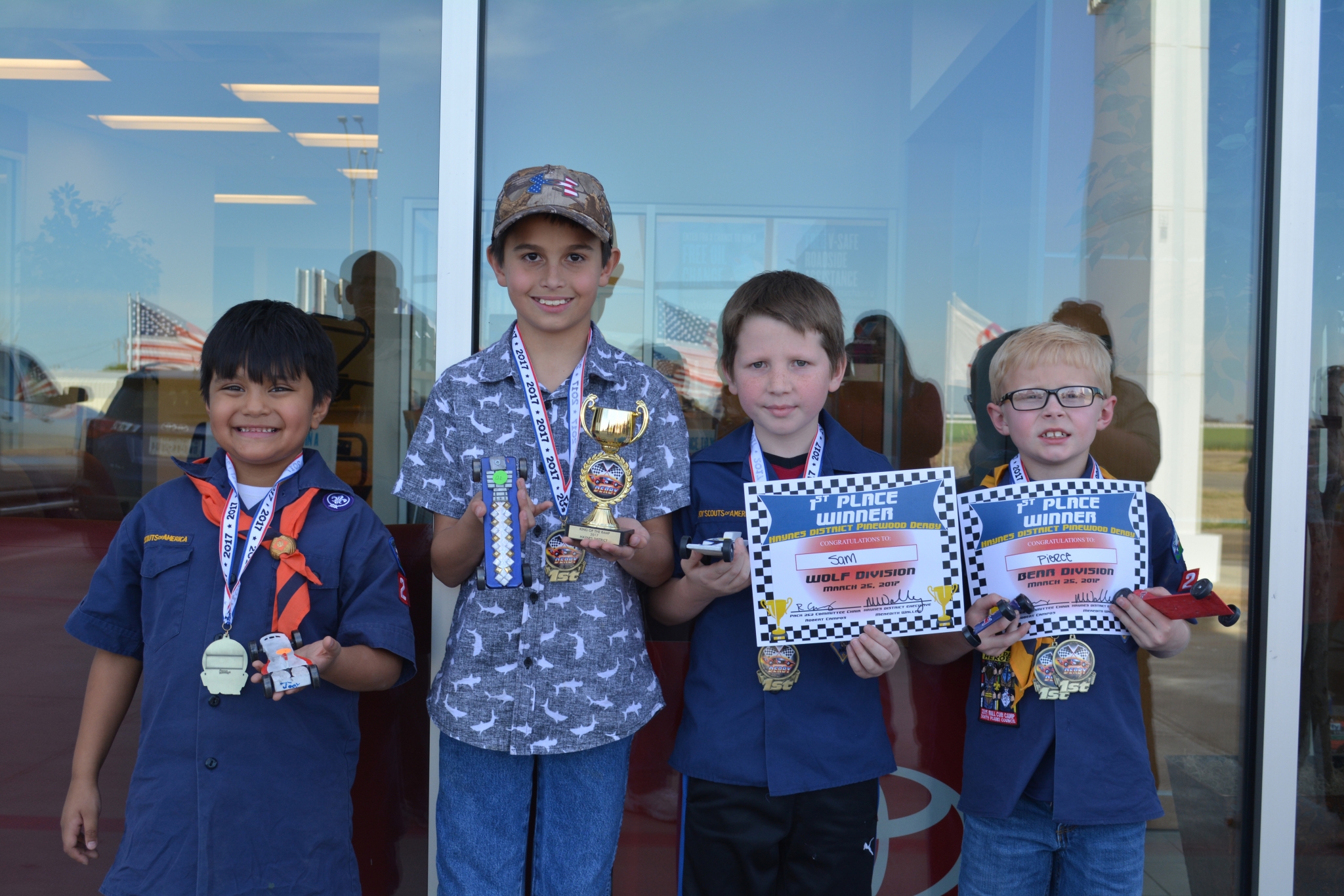 Pinewood Derby champions