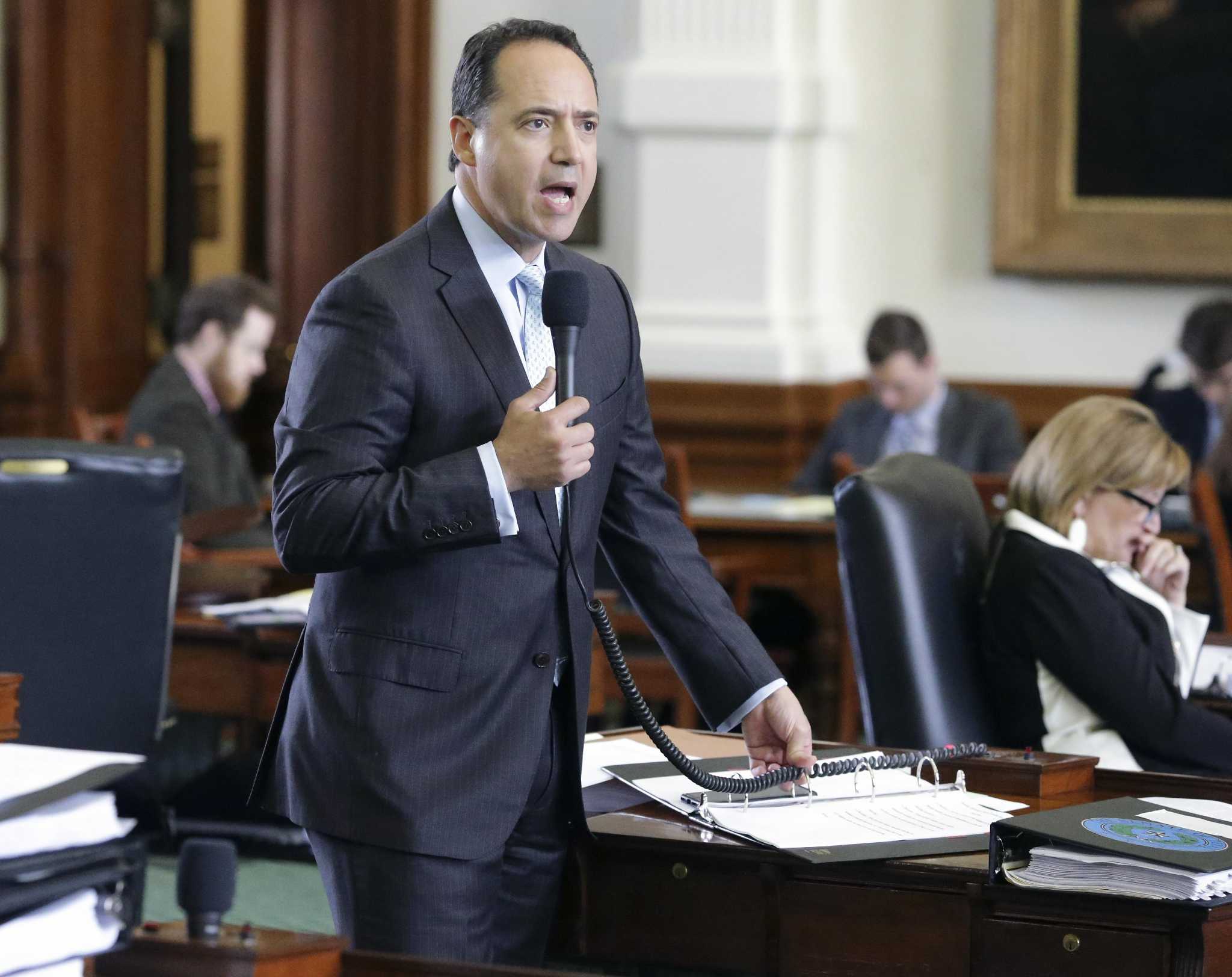 San Antonio senator talks annexation bill to death