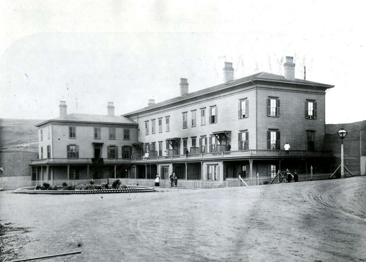 San Francisco's Presidio looks quite different in these rare photos ...