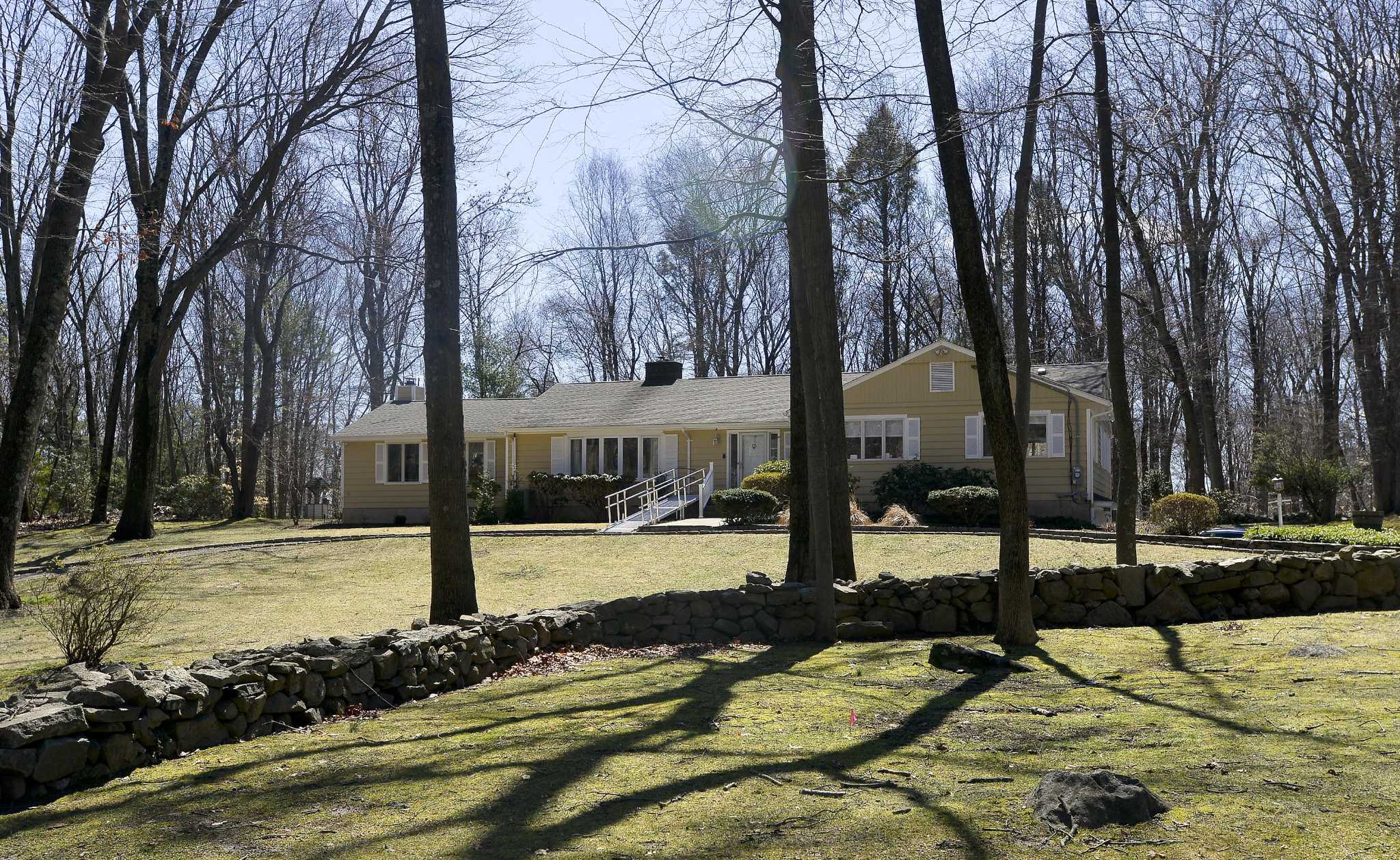 Converted homes push limits in North Stamford neighborhood