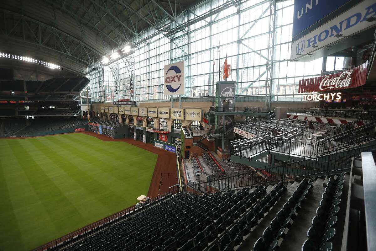 Astros unveil renovations to Minute Maid Park's center field