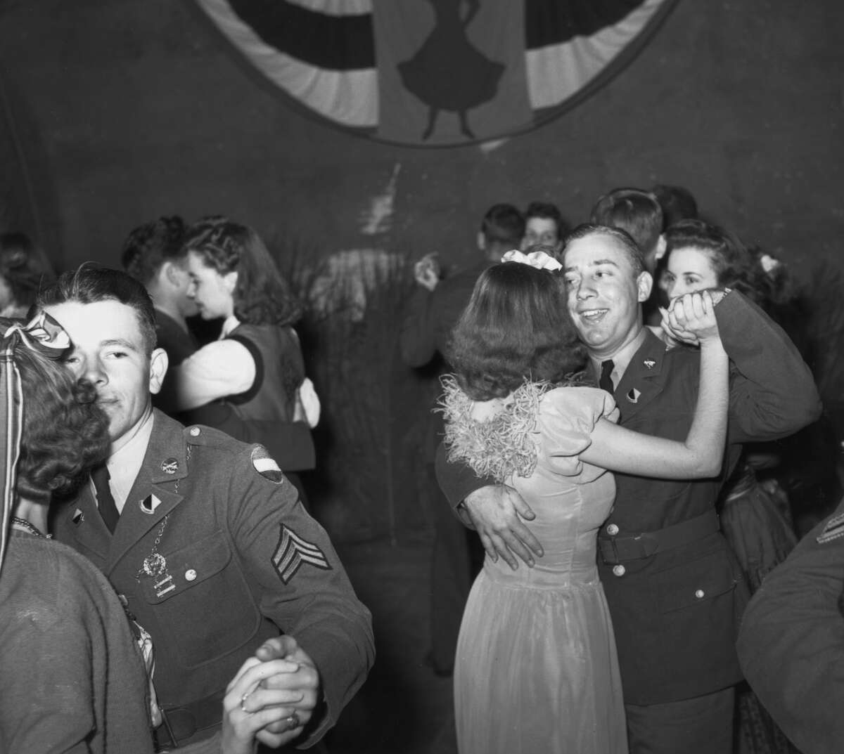 How Texas reacted to and benefited from World War II