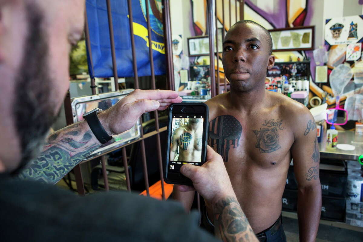 New HPD policy will let tattooed officers roll up their sleeves