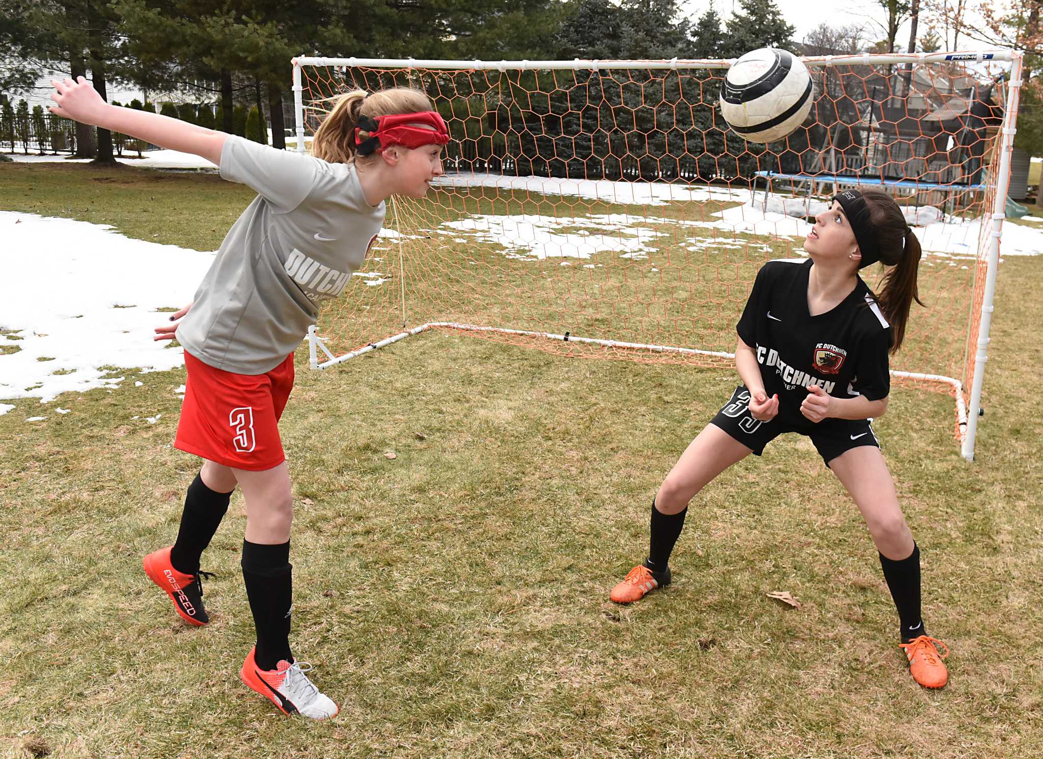 Study: Girls' concussion risk higher than for boys in some sports