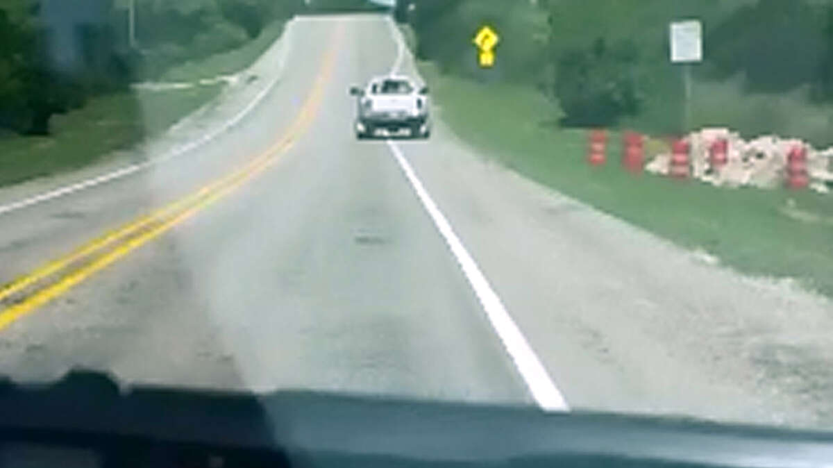 Video: Erratic driver swerves on Texas highway moments before striking ...