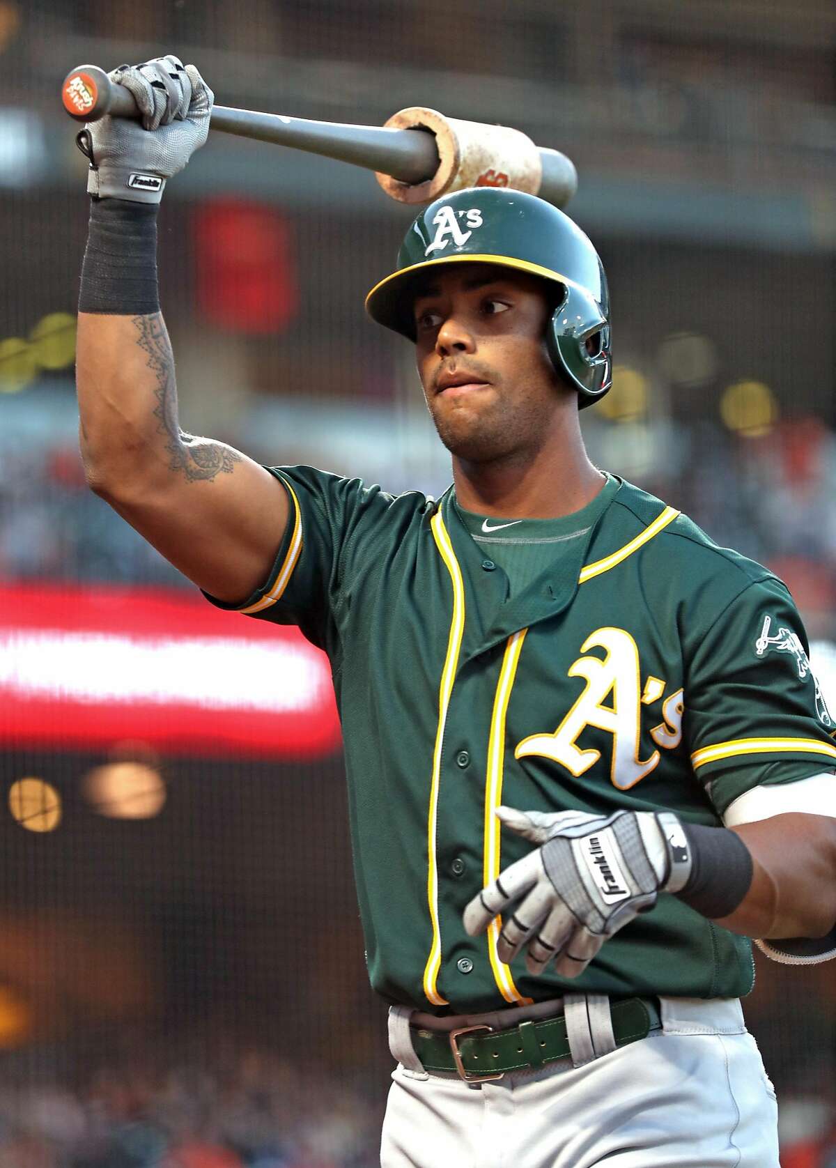 A's eyeing another big year from Khris Davis