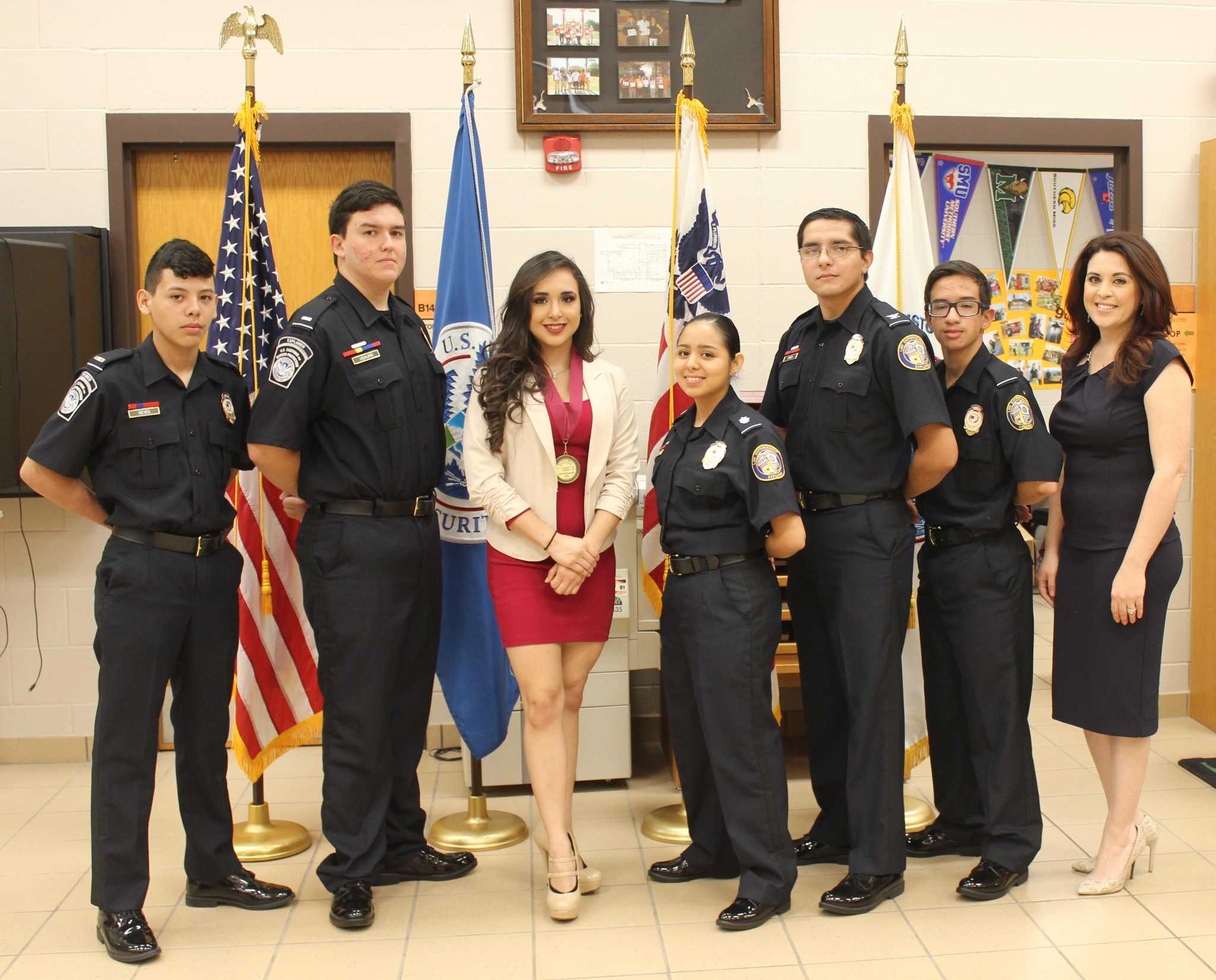 CBP presents award to UISD honoree