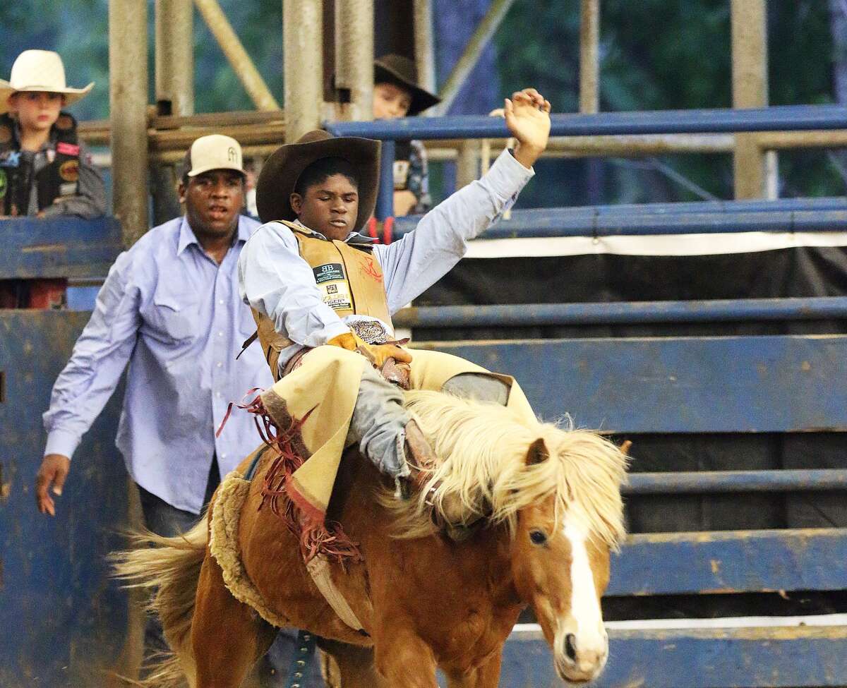 PHOTOS: Cleveland community roped in to rodeo