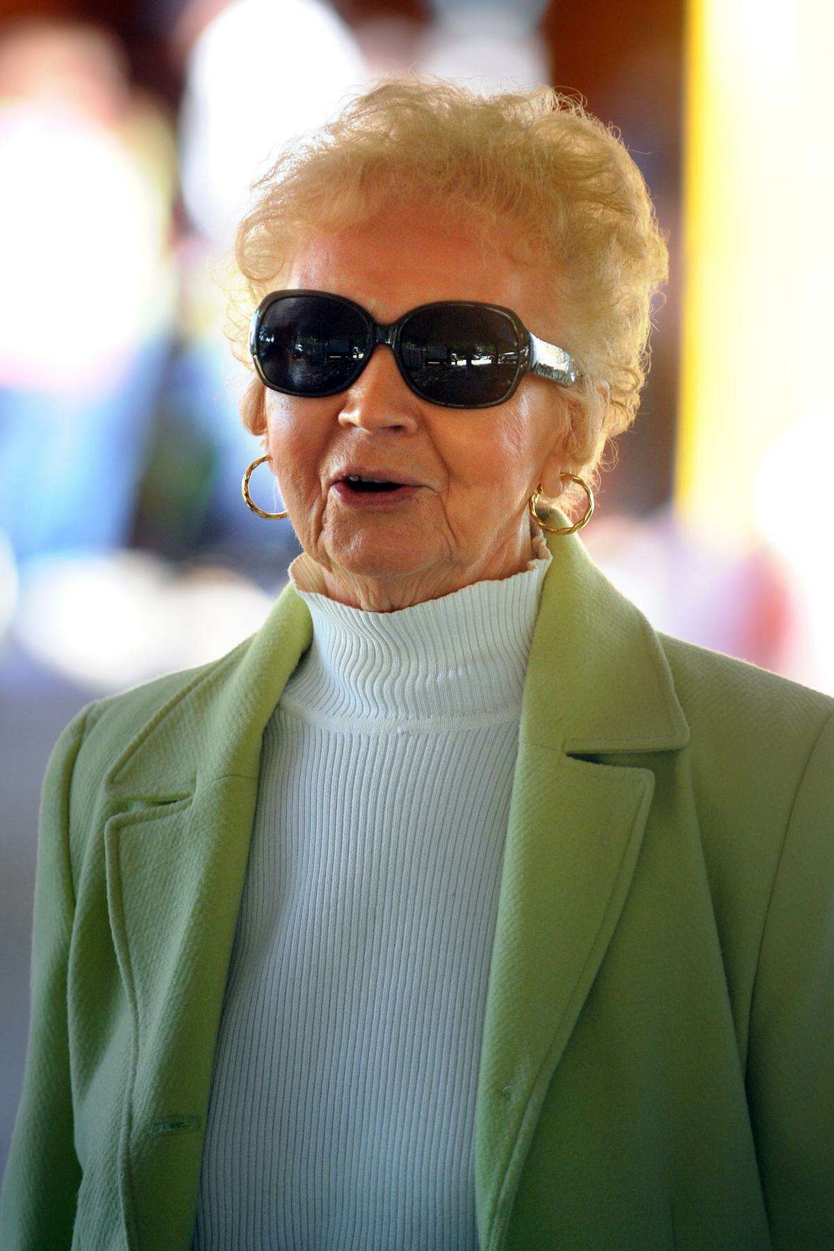 Elizabeth M. Pfriem, philanthropist and former Post publisher