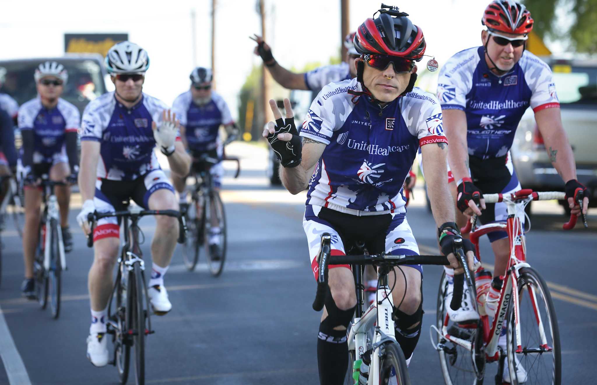 Veterans test new PTSD tech on bike ride to Houston