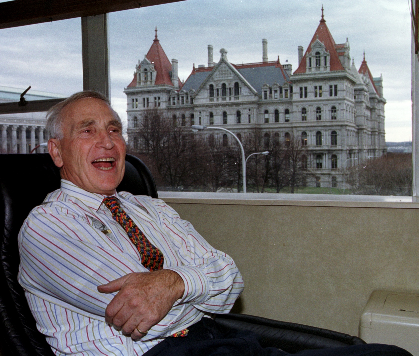 Lobbying legend Lester Shulklapper dies