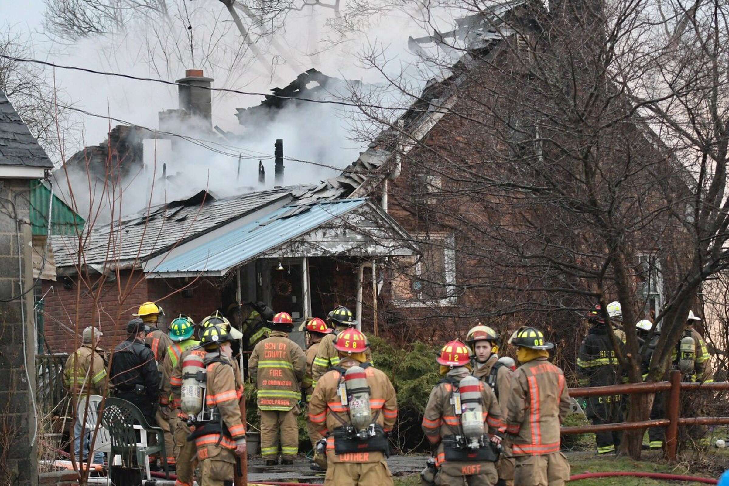 Resident escapes Curry Road fire in Guilderland, pets missing