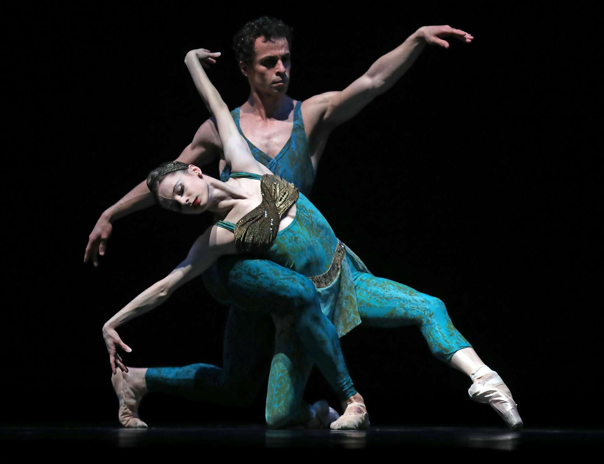 ‘Golden Hour’ tops a glowing SF Ballet program