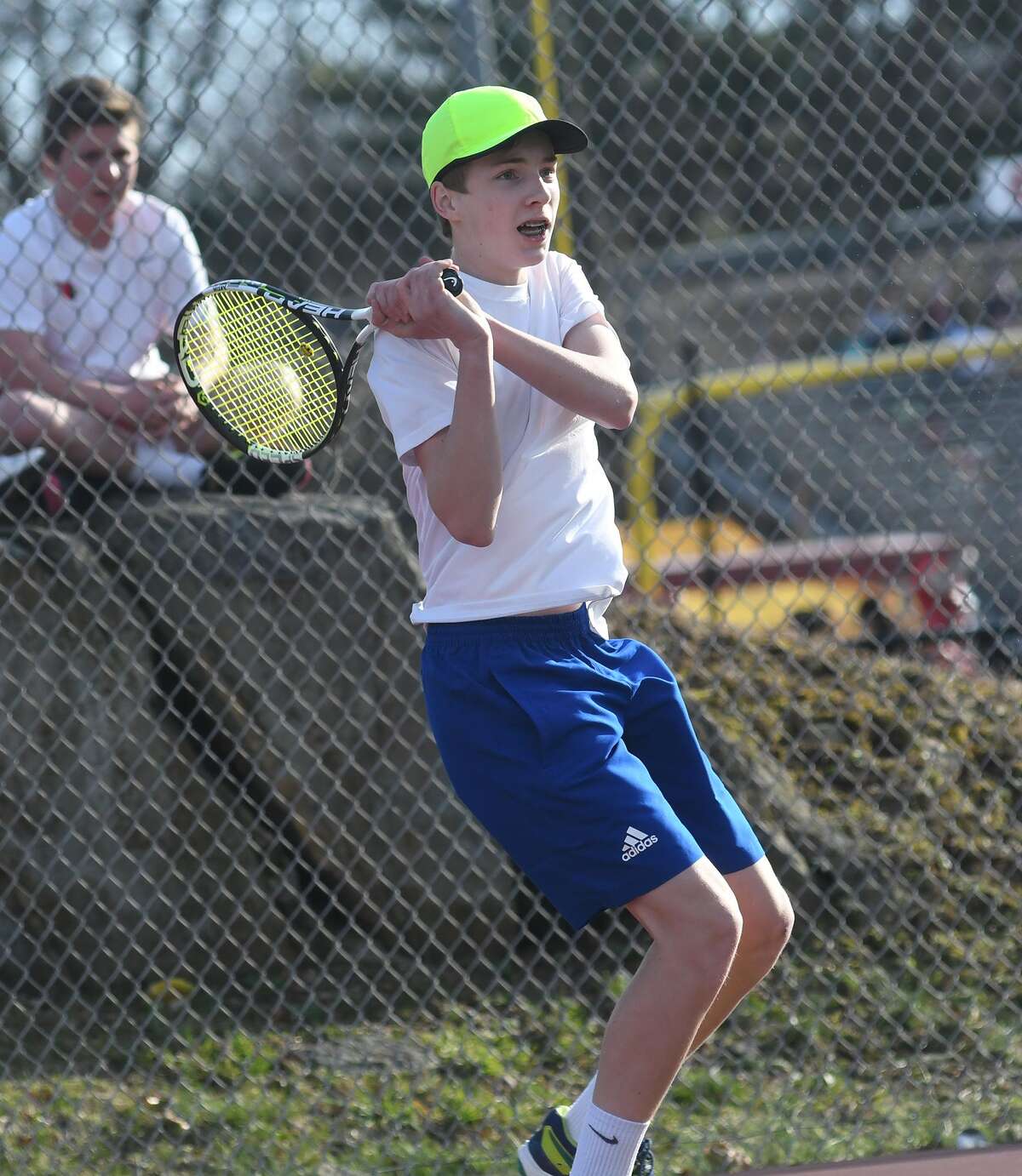 Greenwich boys tennis edges Darien in season-opener