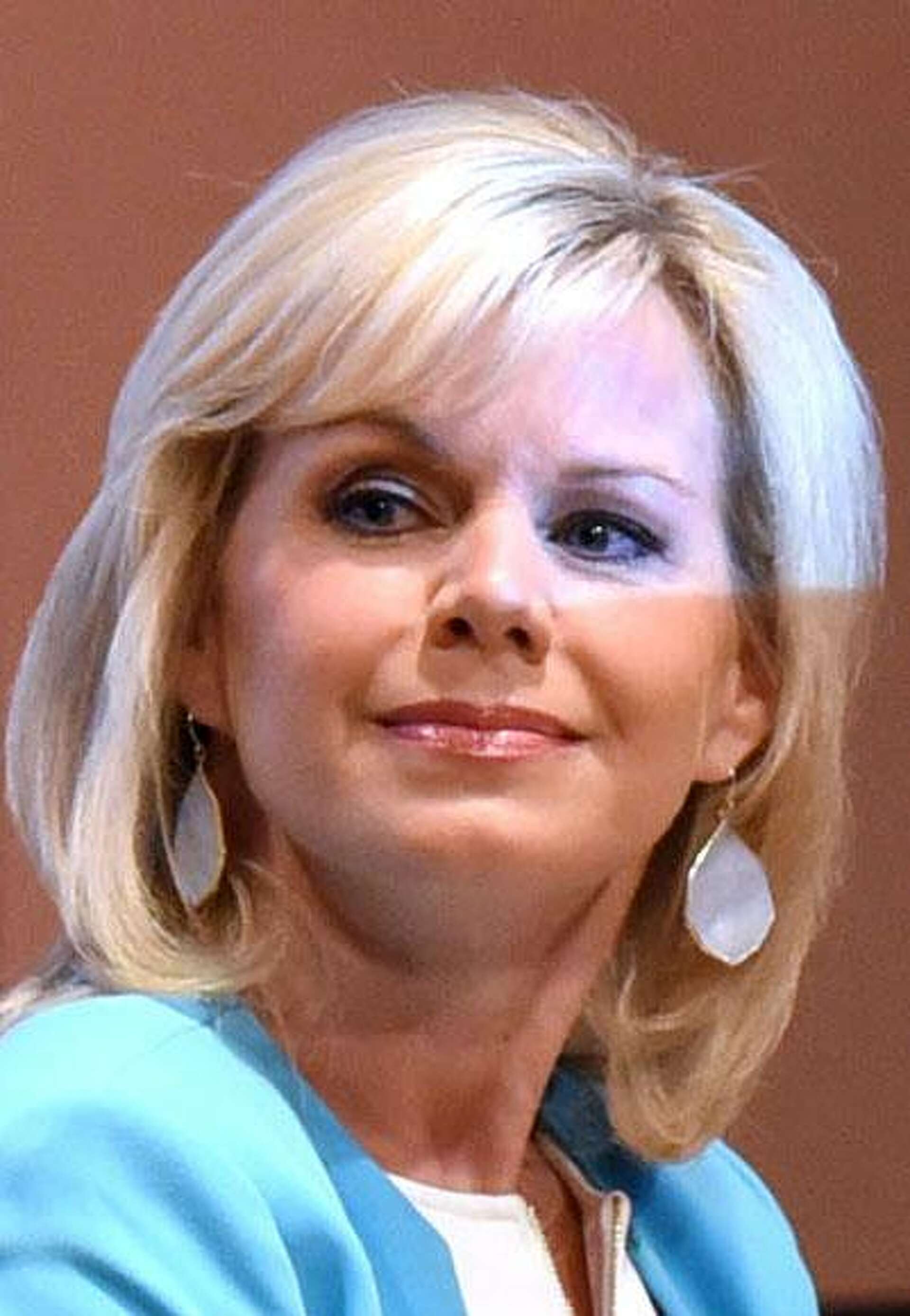 Gretchen Carlson Tattoos Daily Show's' Trevor Noah Defends Gretchen