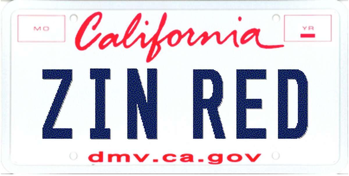California Driver's License: A new look and procedure