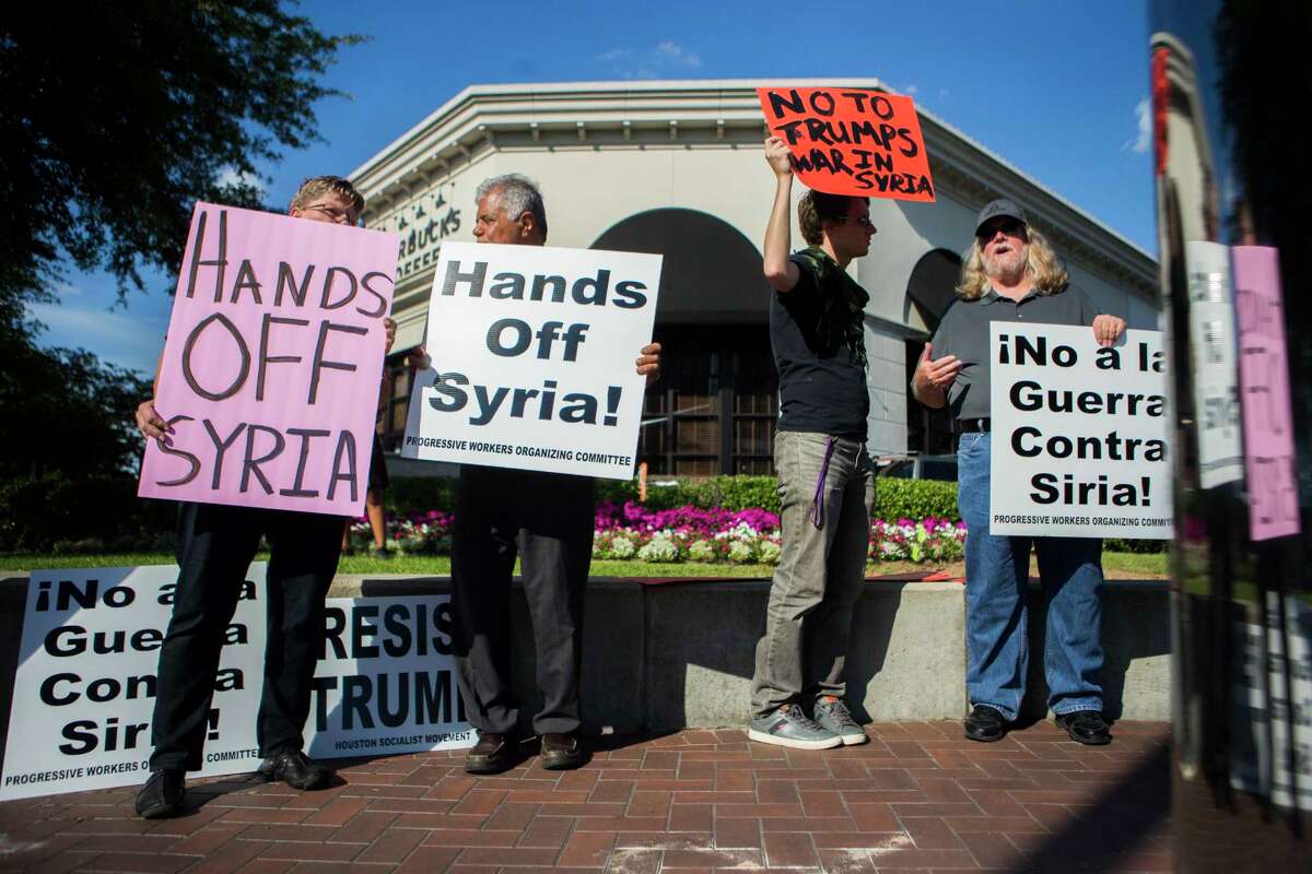 Protesters rally their forces over Confederate monument