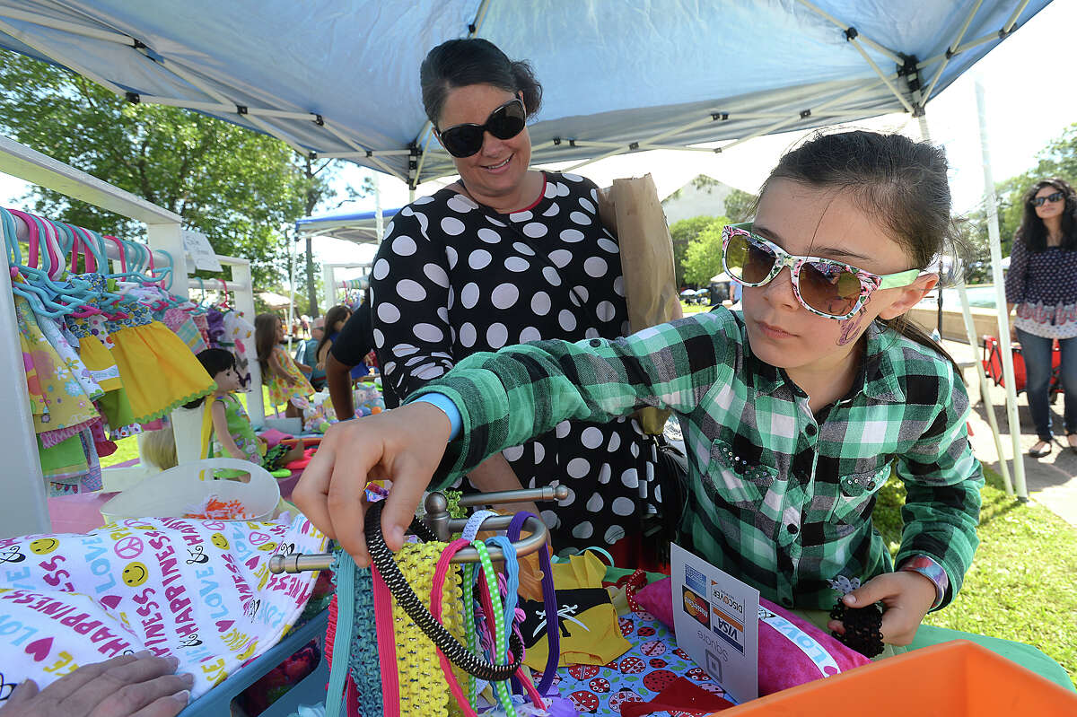 Orange Art in the Park postponed because of rain