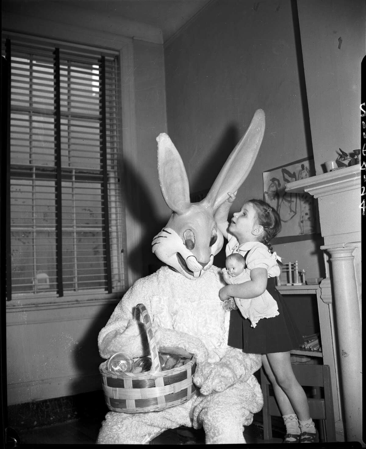 From 1930 to now, Easter bunnies through the years are seriously creepy