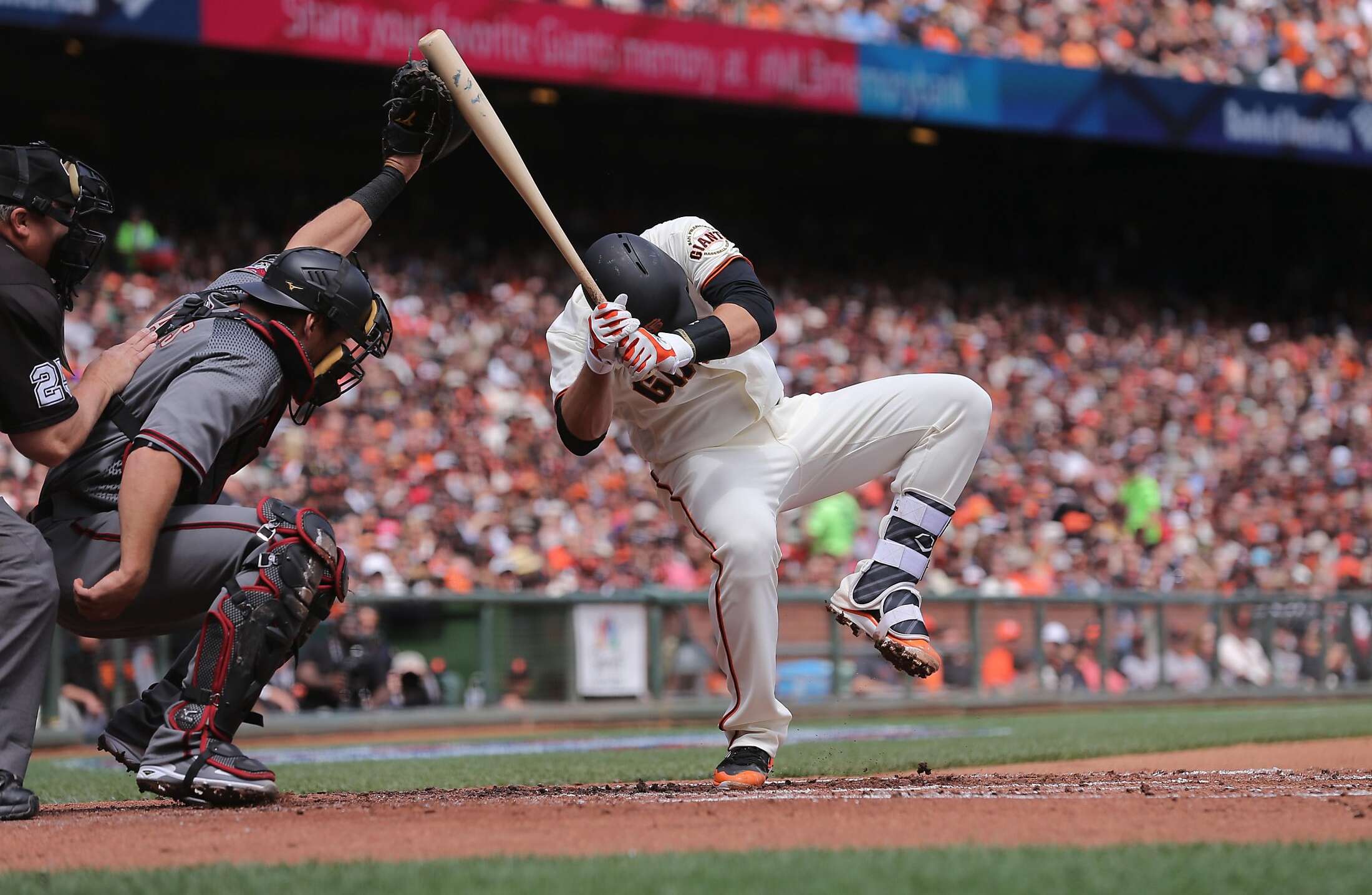 Posey’s beaning casts pall over Giants’ home opener