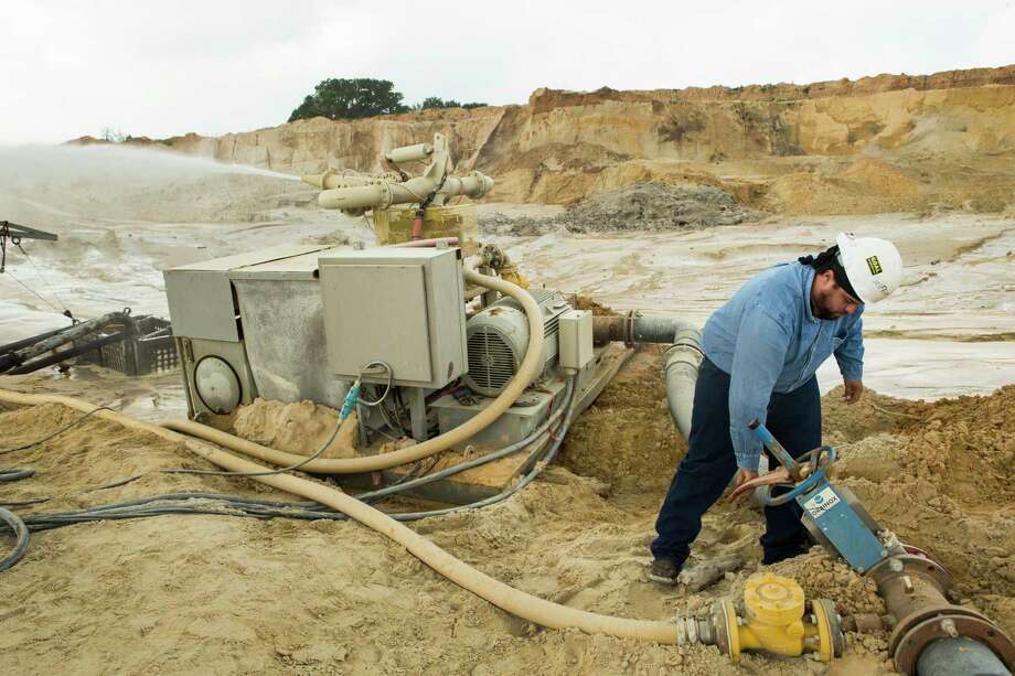 Newly formed Covia idles four frac sand mining sites - Houston Chronicle