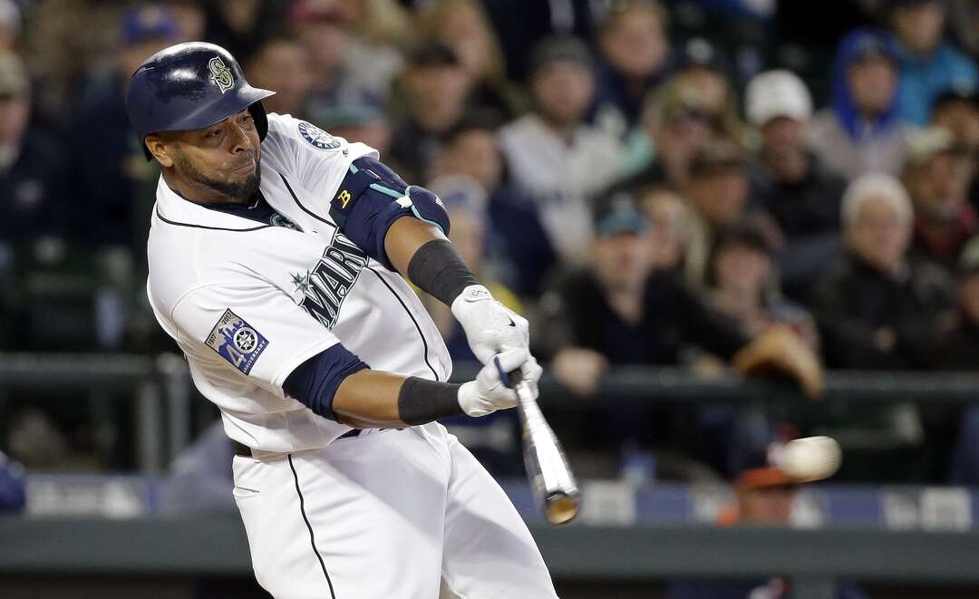 Mariners DH Nelson Cruz named Silver Slugger