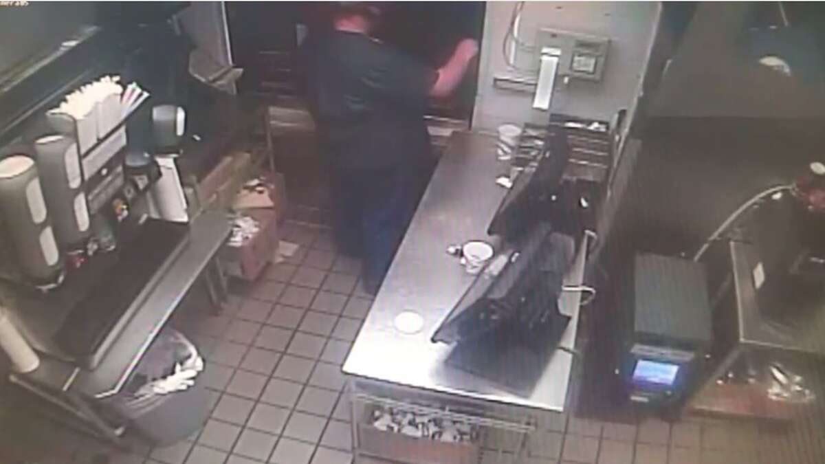 Pasadena Robbery Suspect Tried To Climb Through Taco Bell Drive Through