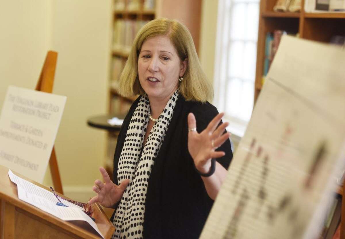 Library administrator, librarian win awards