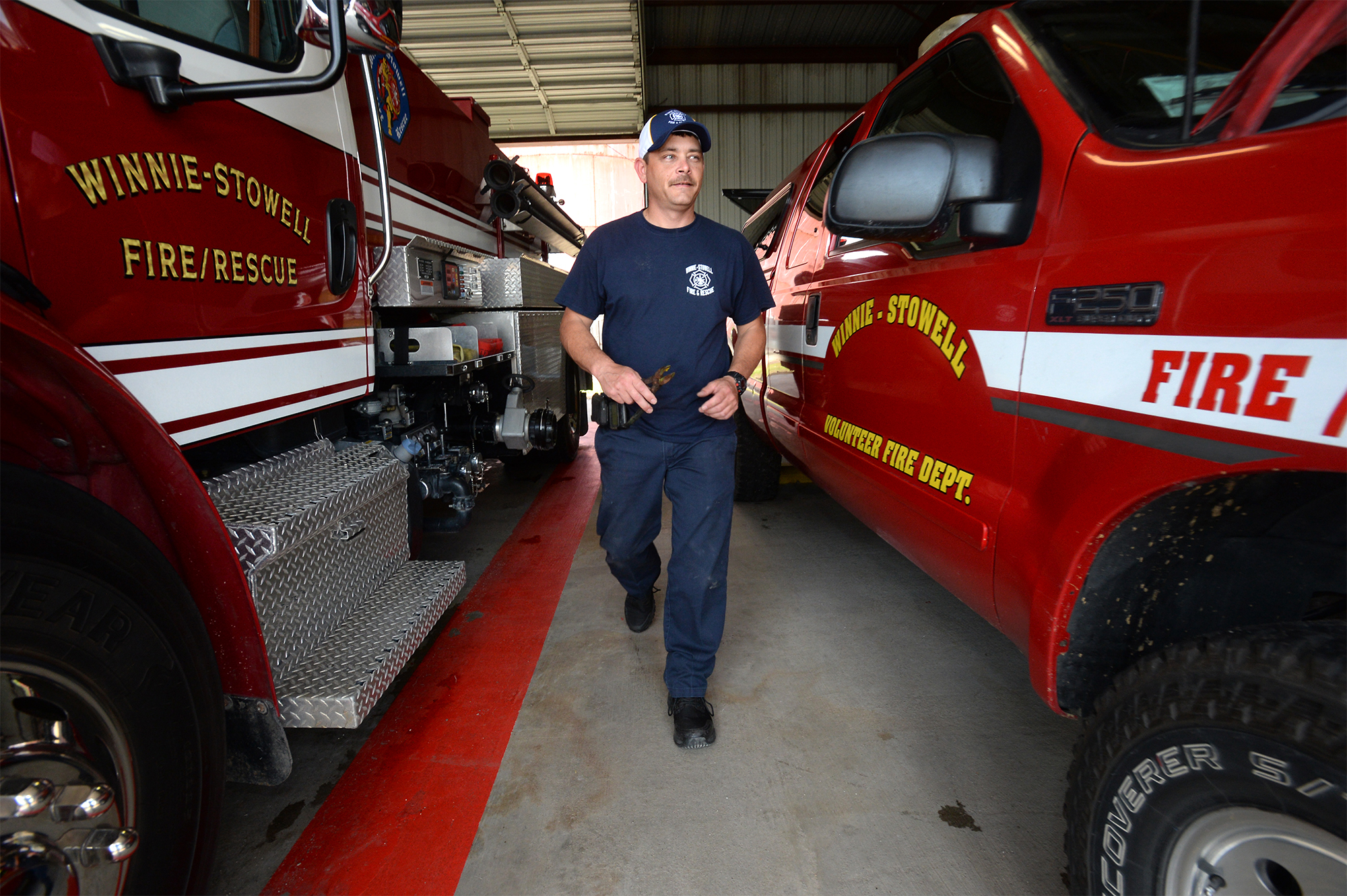 Should firefighters, EMS carry guns like peace officers?