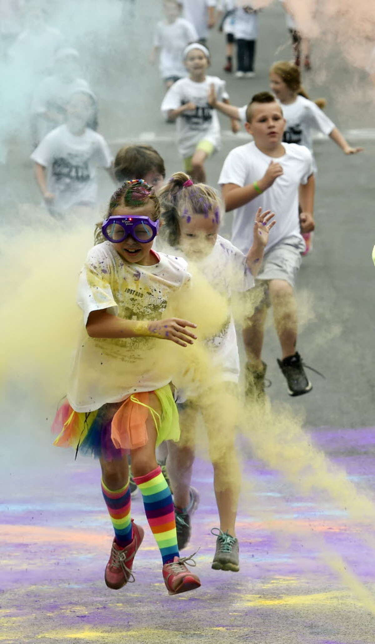 Color run celebrates milestones