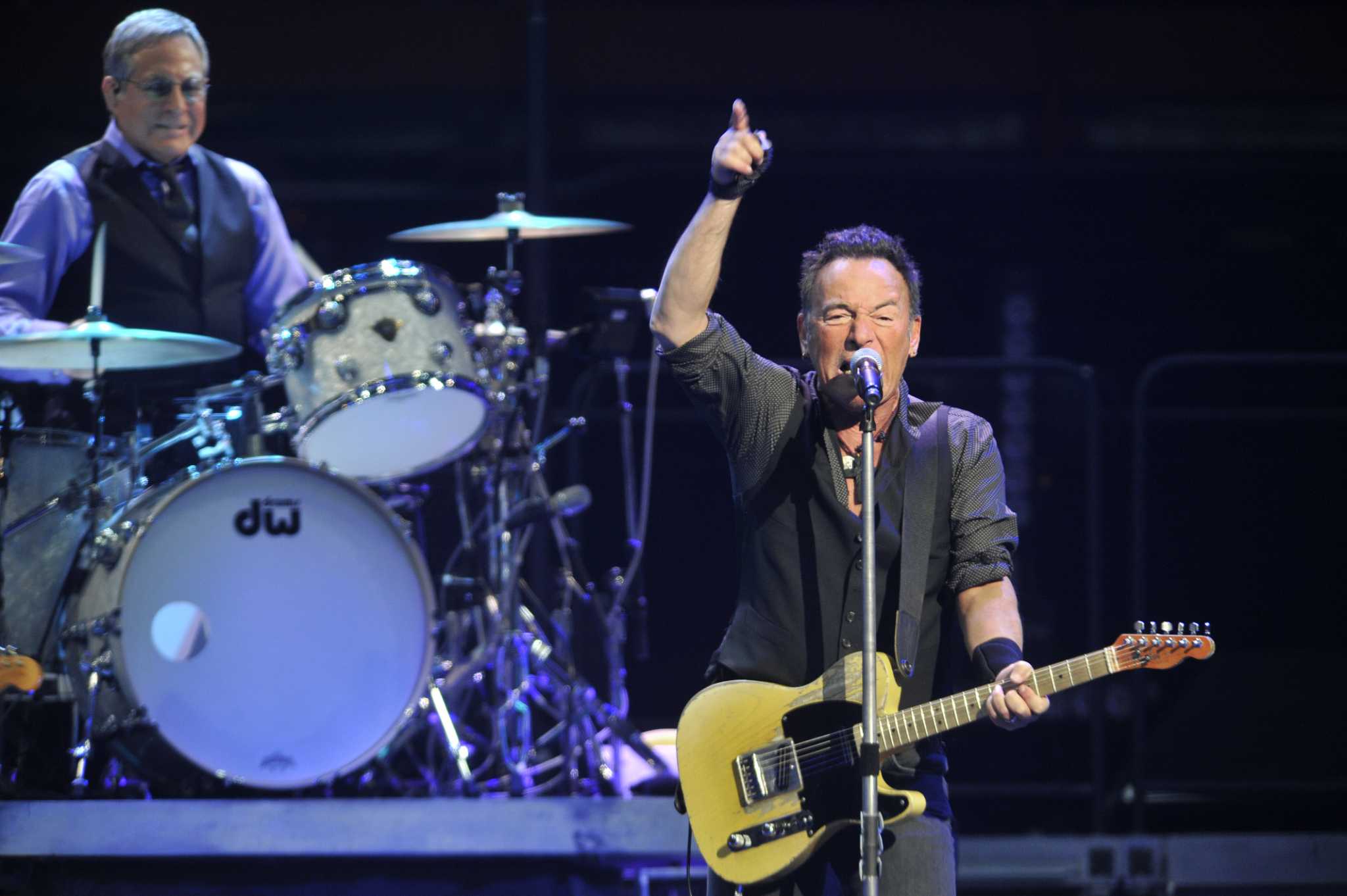 Springsteen reschedules Albany show for April 15, Syracuse on April 18