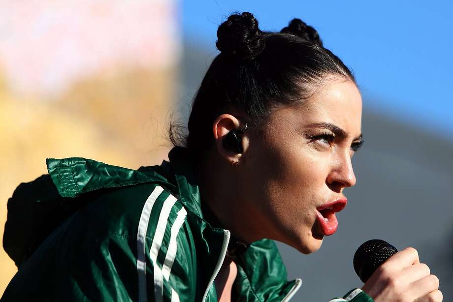 Bishop Briggs’ dedication to music pays off - SFGate