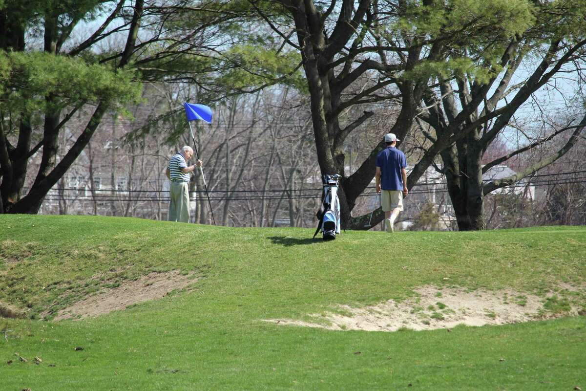 Golf season starts strong at Longshore