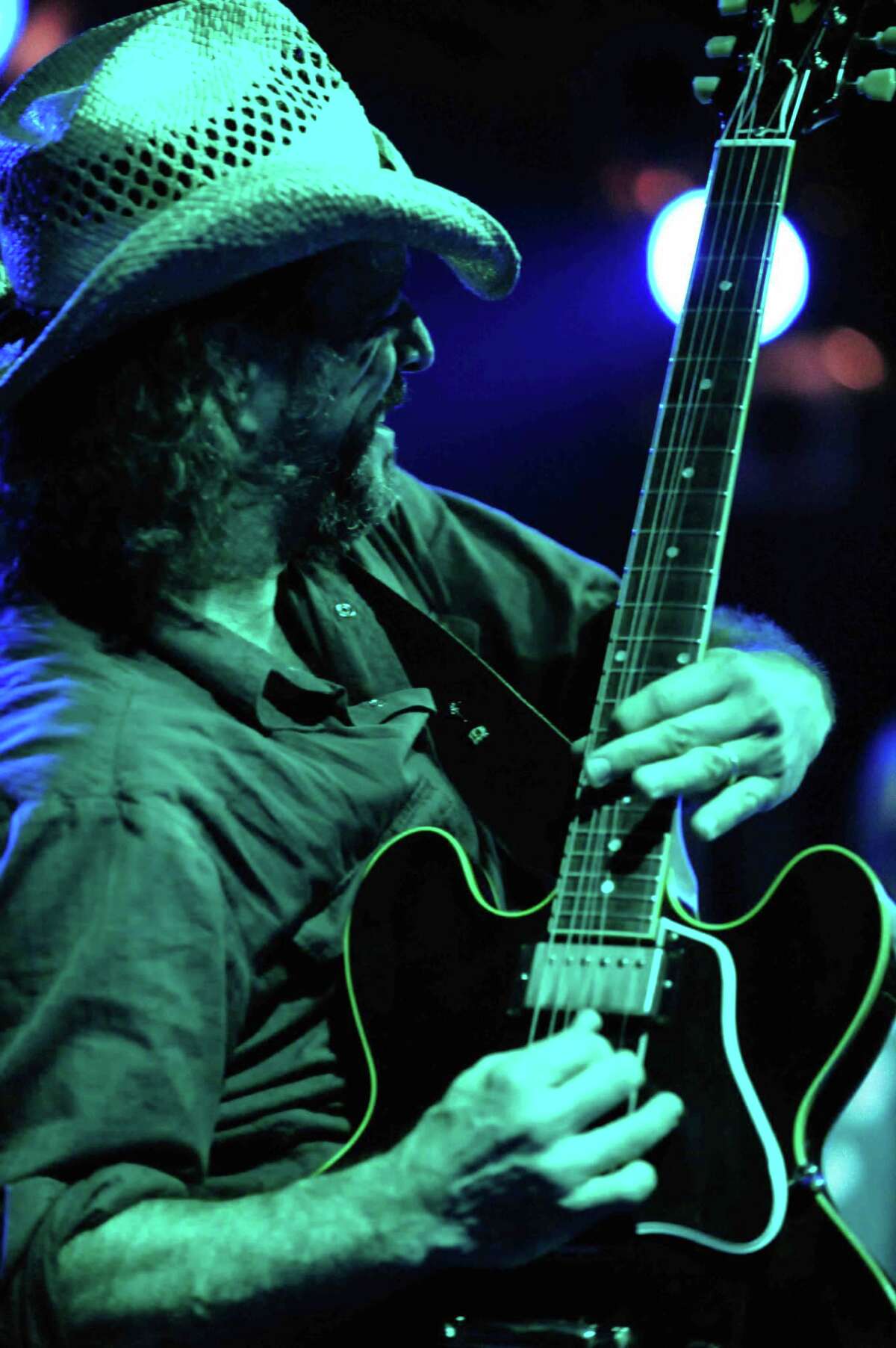 For guitar great Andy Aledort, practice makes perfect