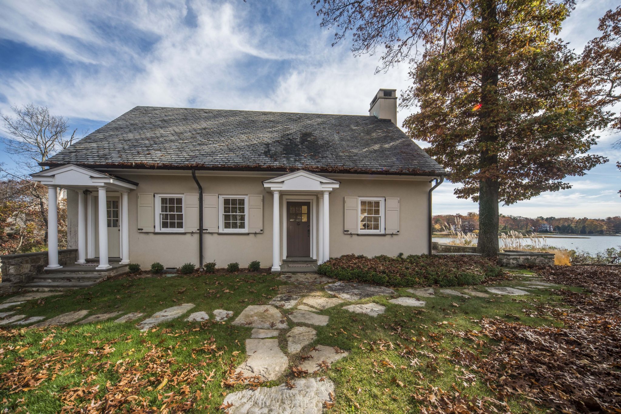 On the market: Connecticut cottage that belonged to Charles Lindbergh