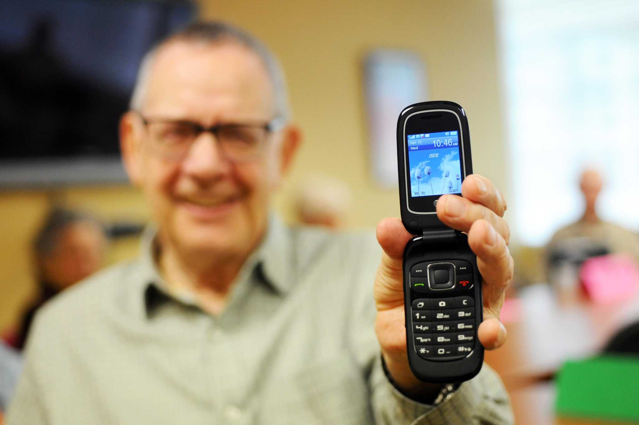 Report: Seniors an overlooked technology market