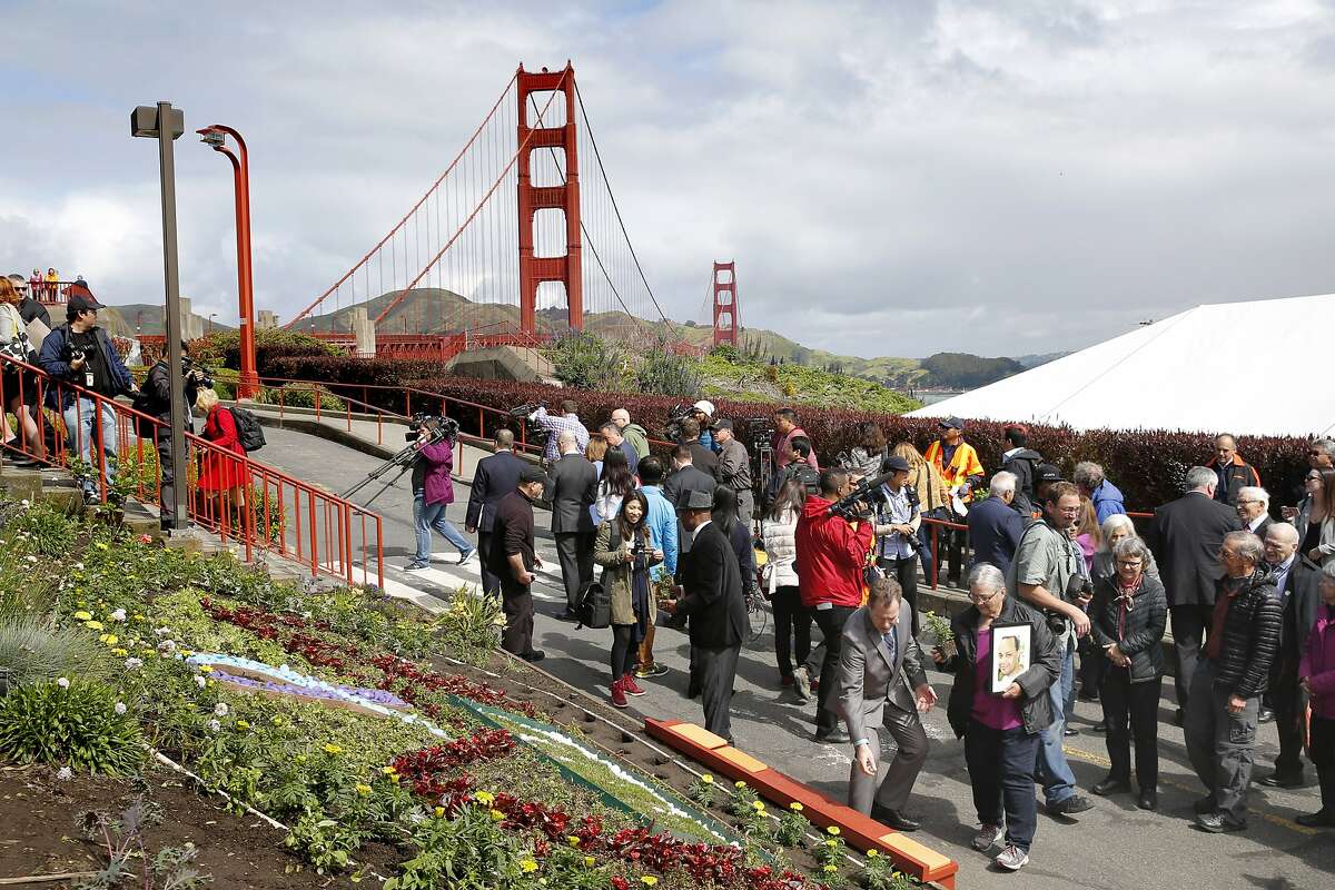 Loved ones of Golden Gate Bridge suicide victims see hope in net