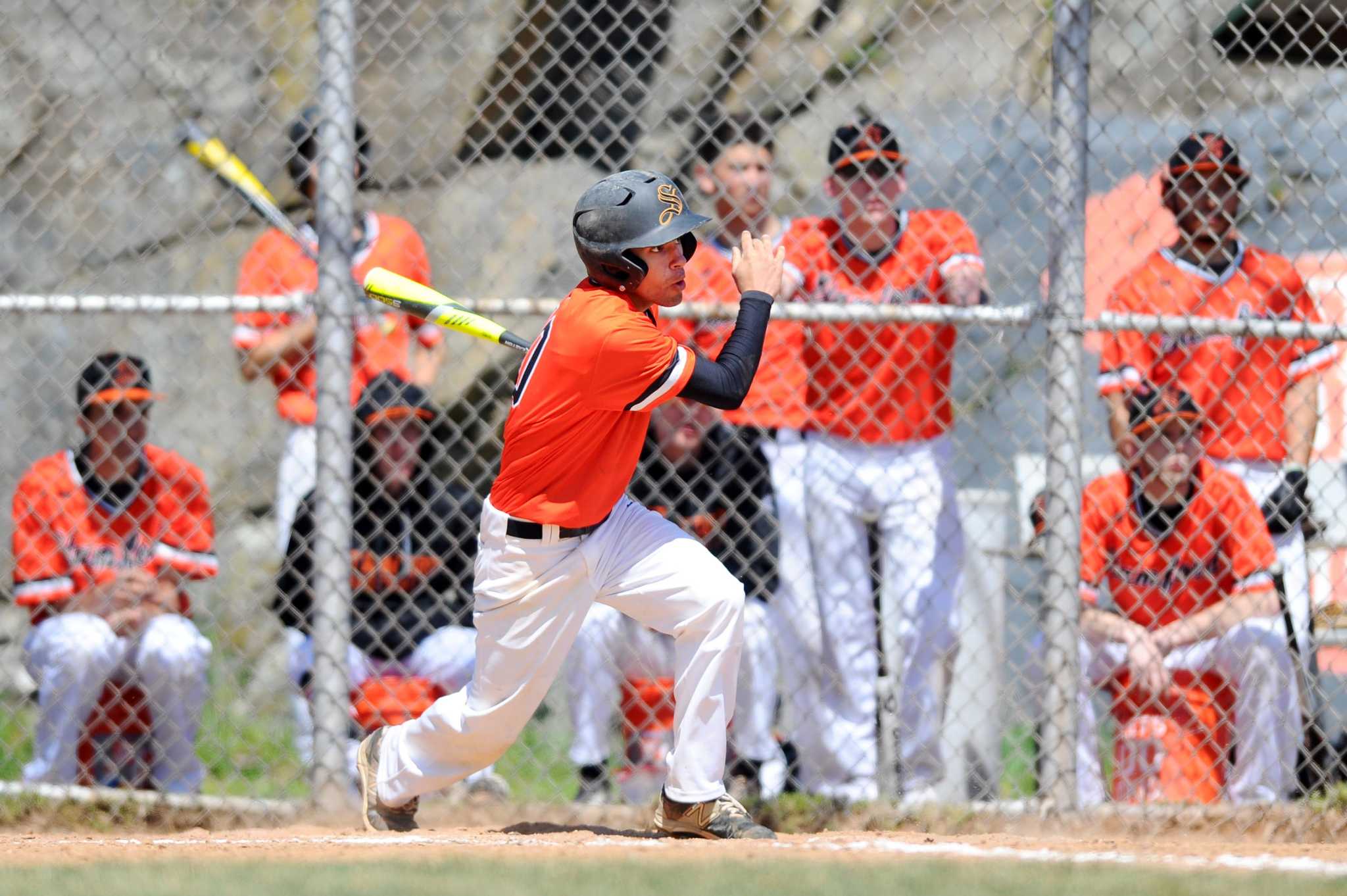 Stamford baseball rallies to edge Trumbull