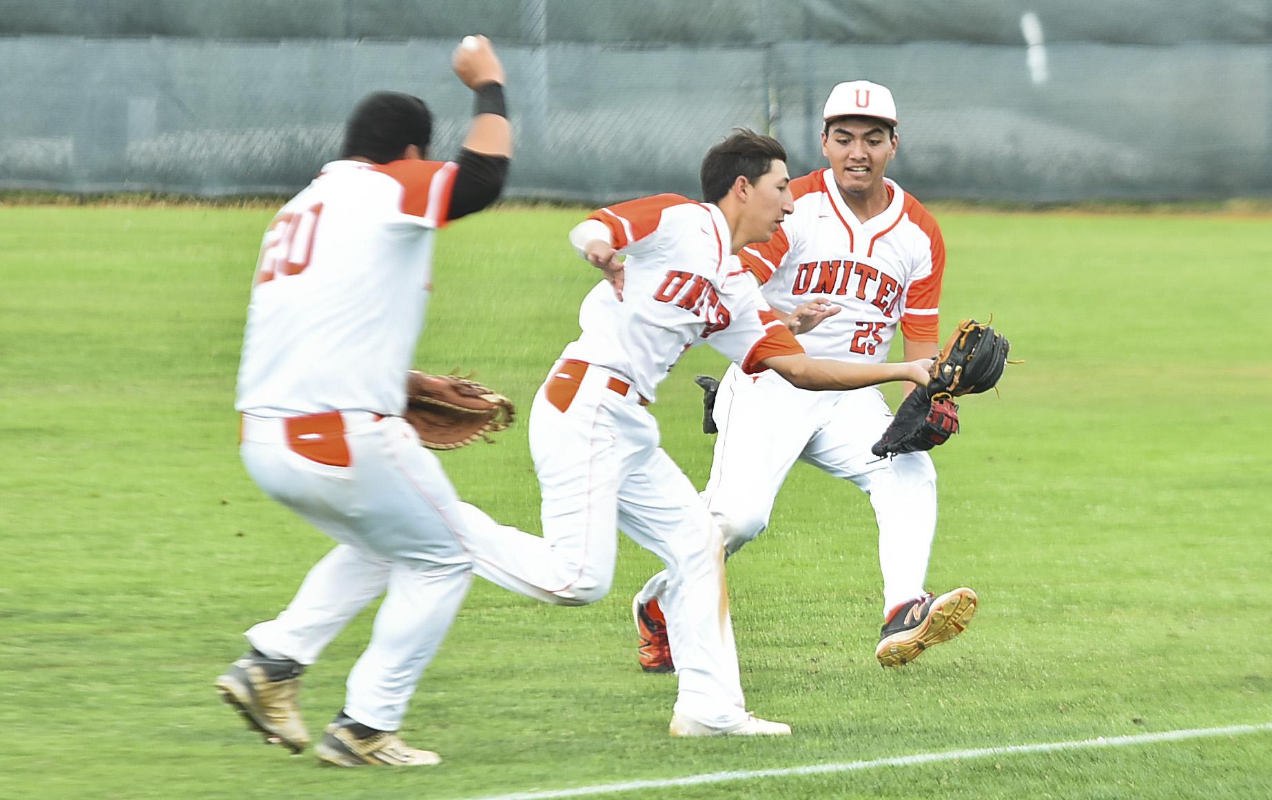 United creates four-way tie for second