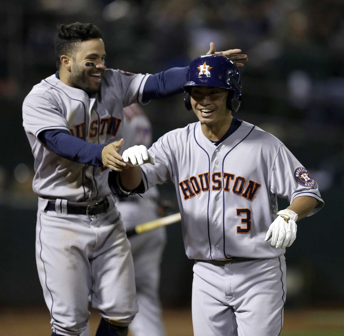 Dallas Keuchel dominant in Astros' win vs. Athletics