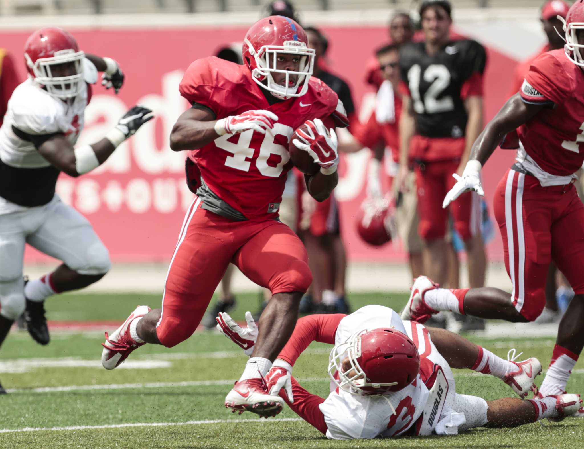 UH's Patrick Carr impresses in backfield during spring game