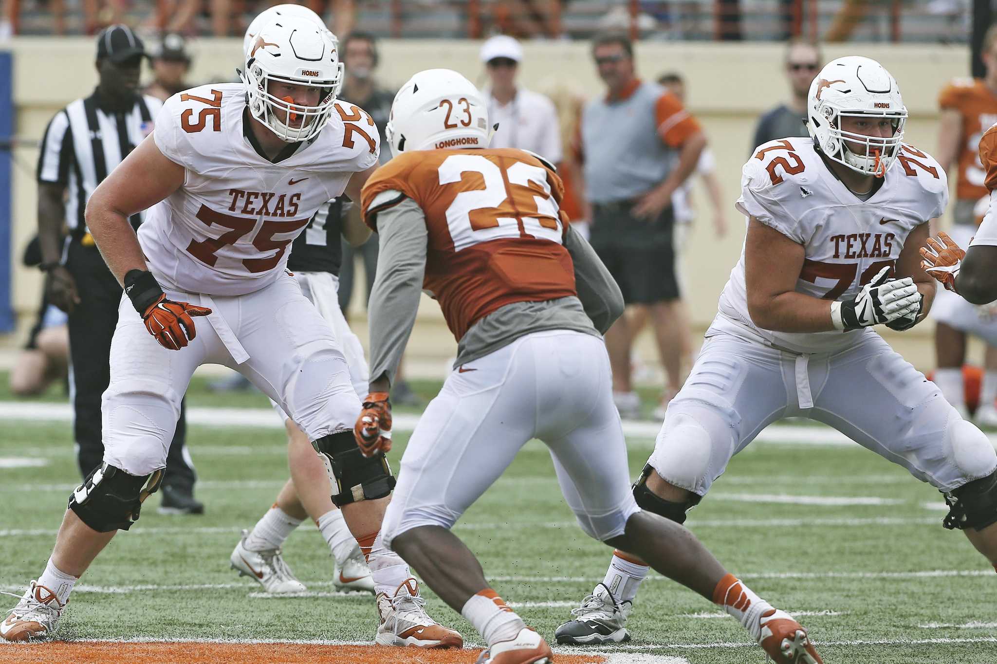 Texas OL coach Warehime stressing versatility