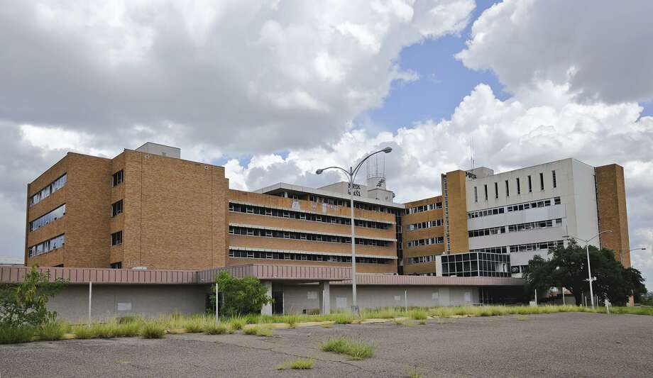Fire department investigating arson cases in old Mercy Hospital, south ...