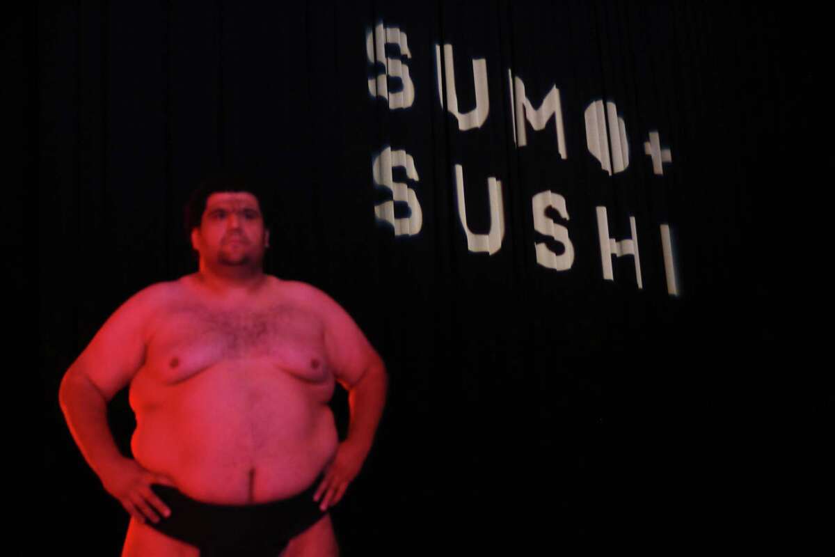 World champion sumo wrestlers spar in Seattle