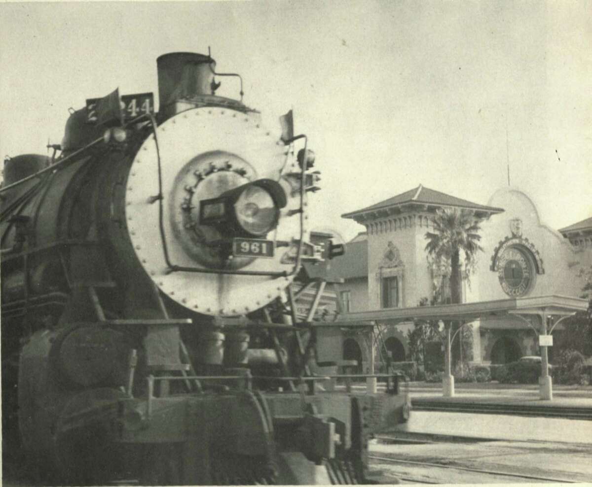 After railroad arrived in 1877, S.A. became important crossroad