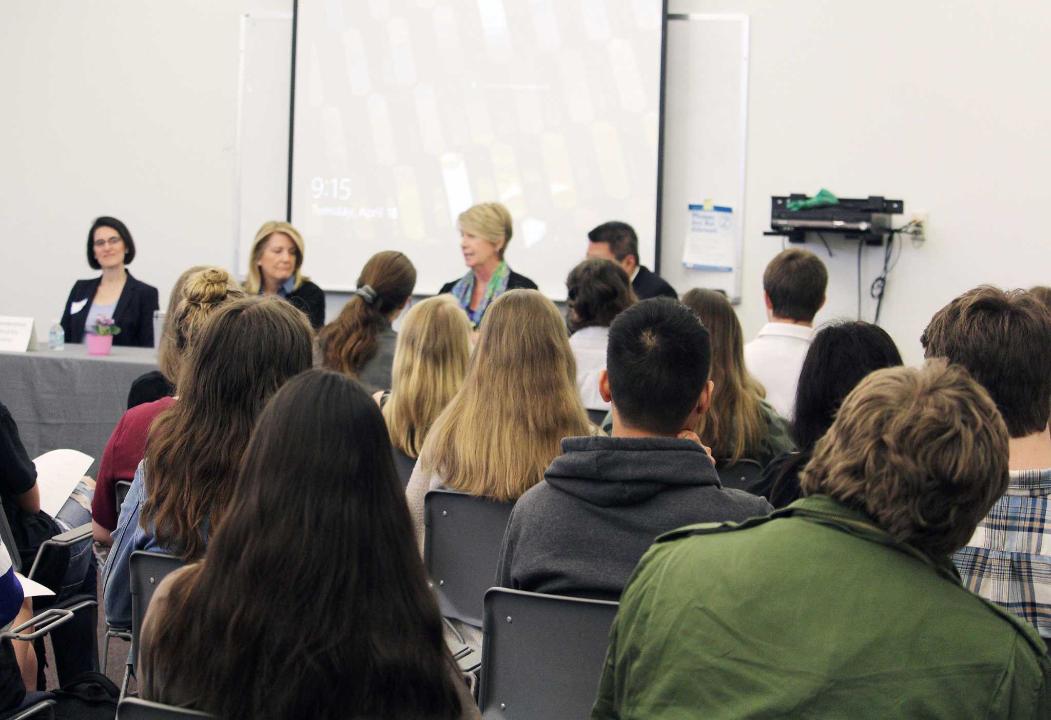 Student movement hosts state reps