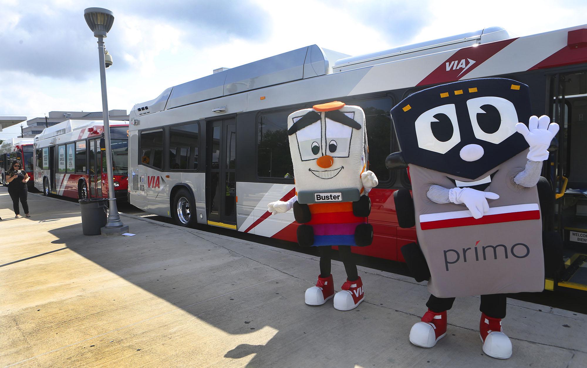 VIA shows off ‘green’ buses that will replace its entire diesel fleet