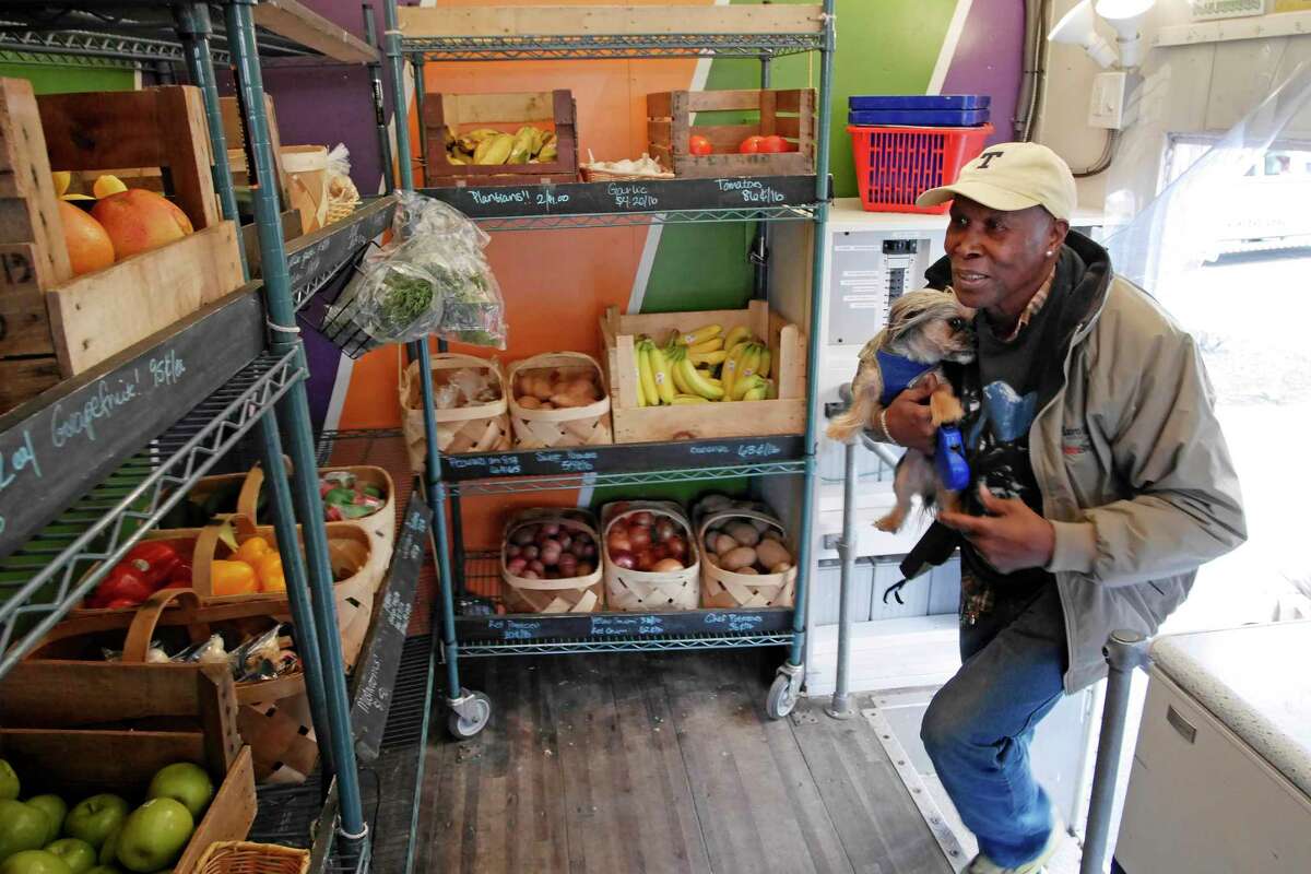 Photos: Veggie Mobile keeps on trucking